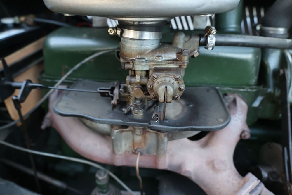 Citroën Traction BL11 - 1954 | CarYouNeed.ch