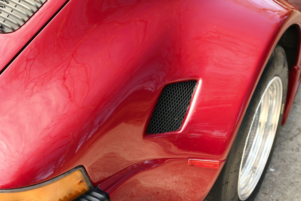 Porsche 911 3.0 SC Turbo Look - 1982 | CarYouNeed.ch