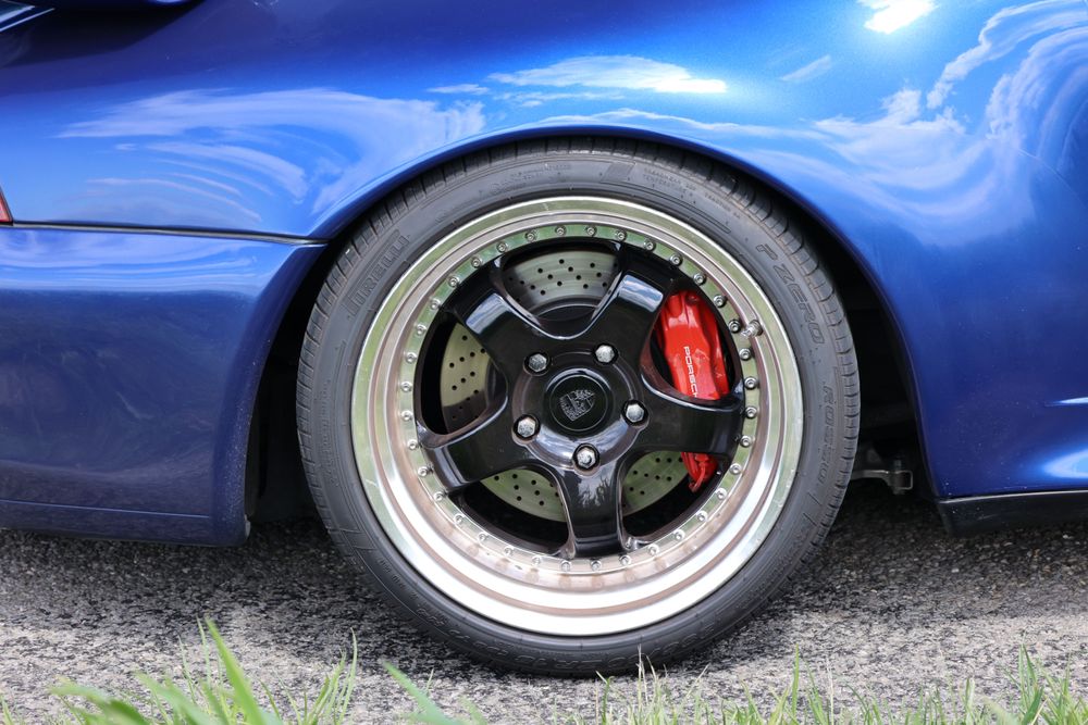 Porsche 911 933 Turbo | CarYouNeed.ch